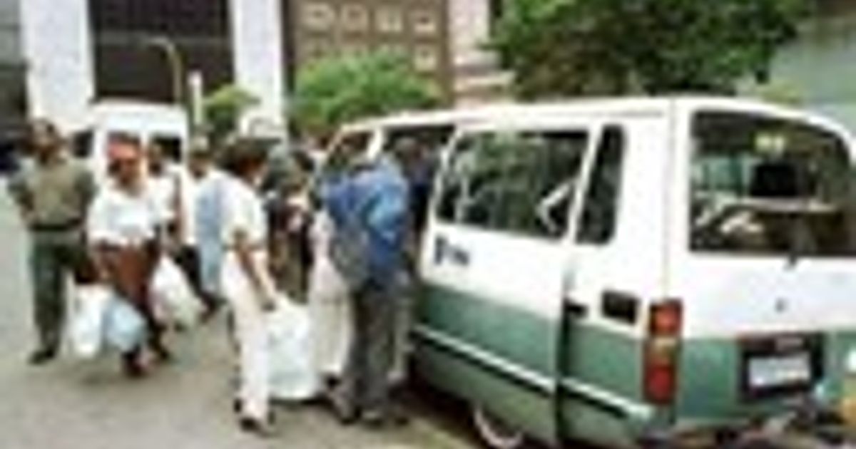 ADDIO AI MINIBUS DELL'APARTHEID,SVOLTA A JOHANNESBURG