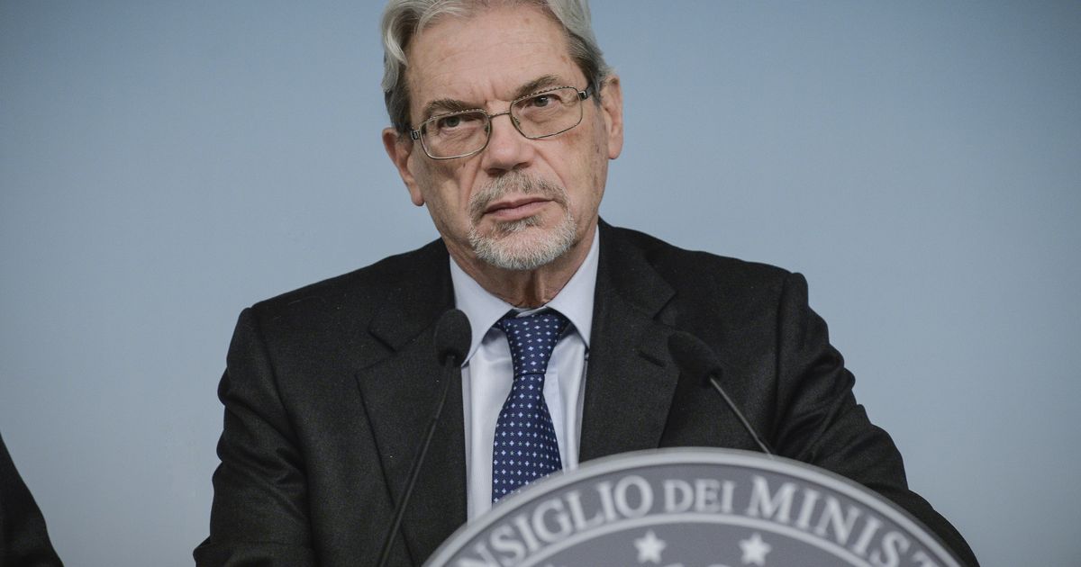 De Vincenti sentito dai pm di Potenza