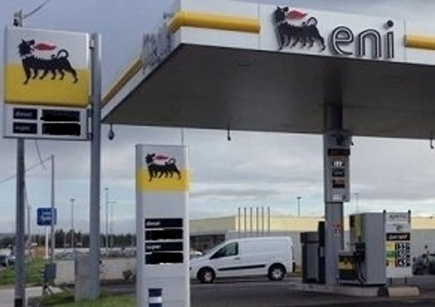 Eni: Grossi, nostre stazioni diventano 'di servizi'