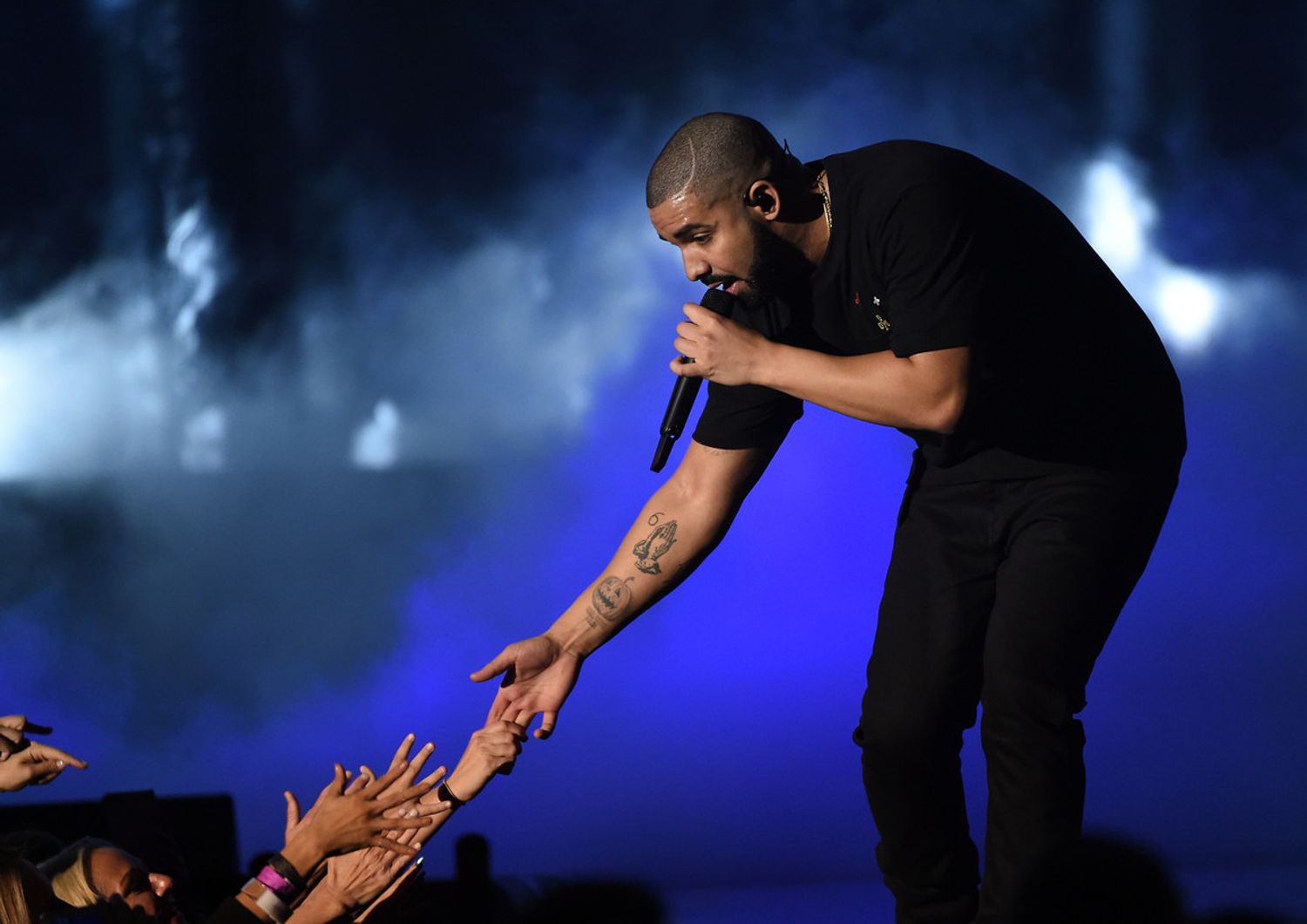 'One Dance' di Drake sbanca Spotify, brano più ascoltato di sempre