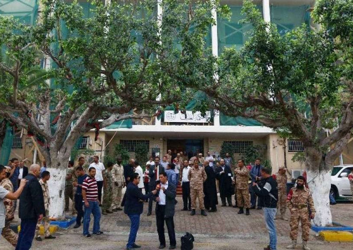 Libyan supreme court dissolves elected parliament