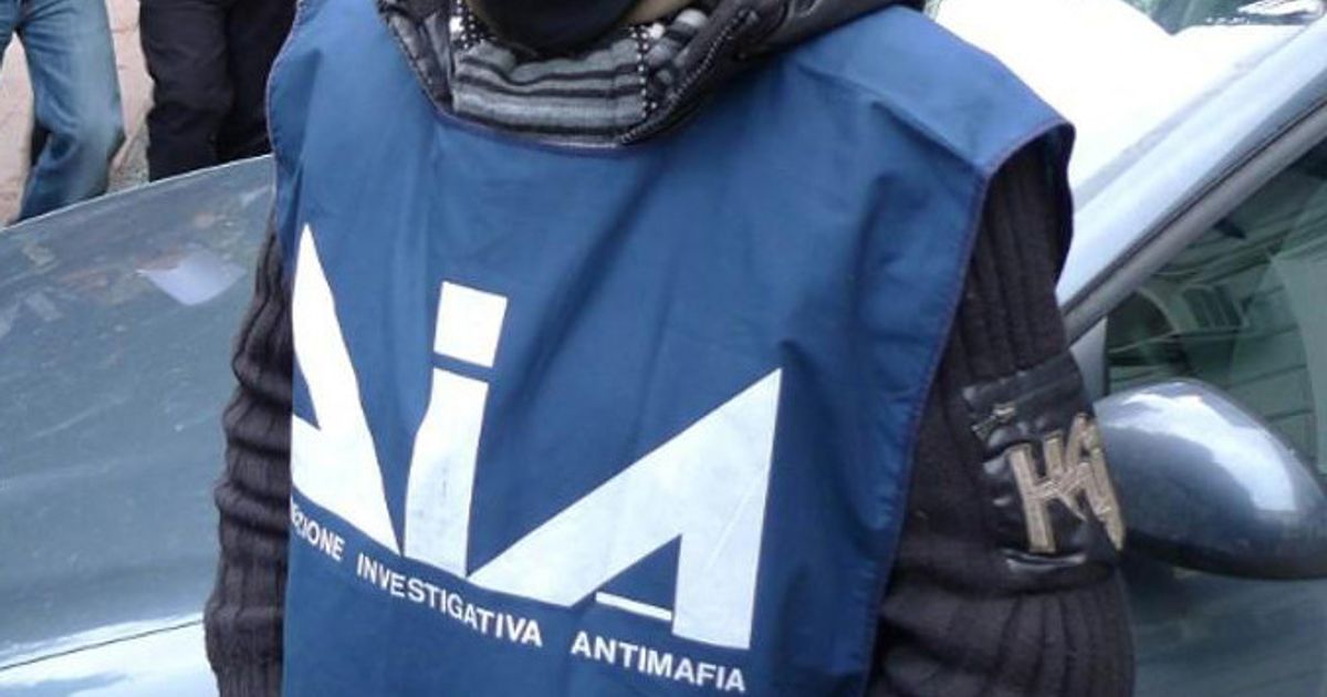 Ergastolano al 41 bis gestiva le sue imprese tramite la famiglia