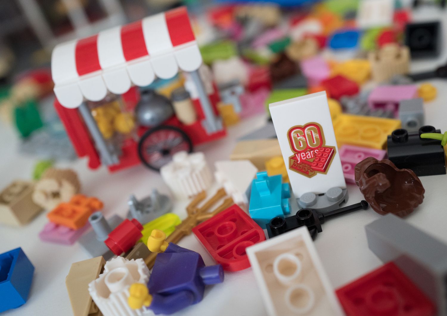 Il mattoncino Lego compie 60 anni. Tutti i numeri del "giocattolo del ...