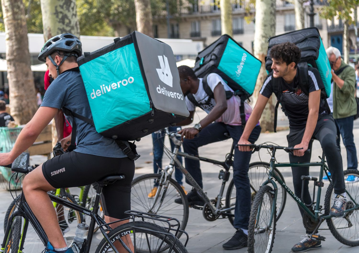 Come cambierebbe la mappa del food delivery se Uber comprasse Deliveroo