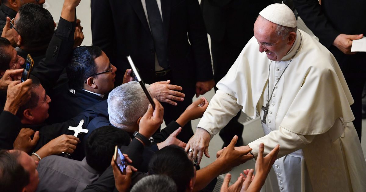 Papa: San Romero è un messaggio di pace per tutta l'America Latina