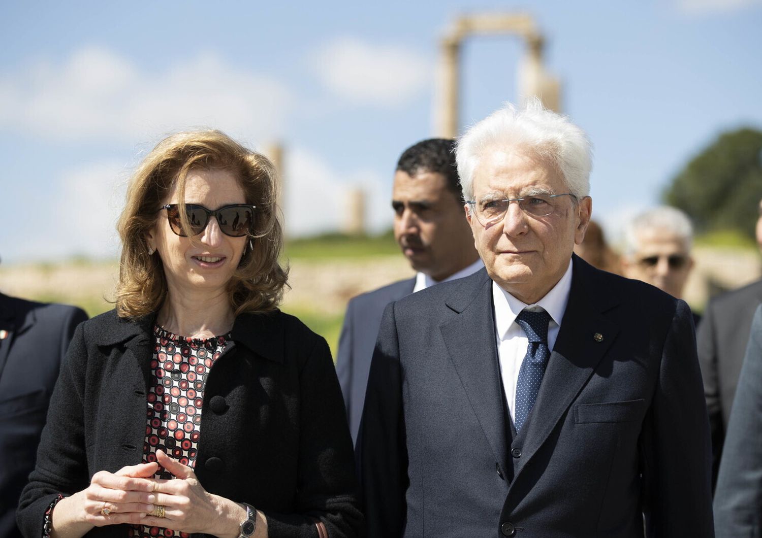Il riserbo elegante e premuroso di Laura Mattarella