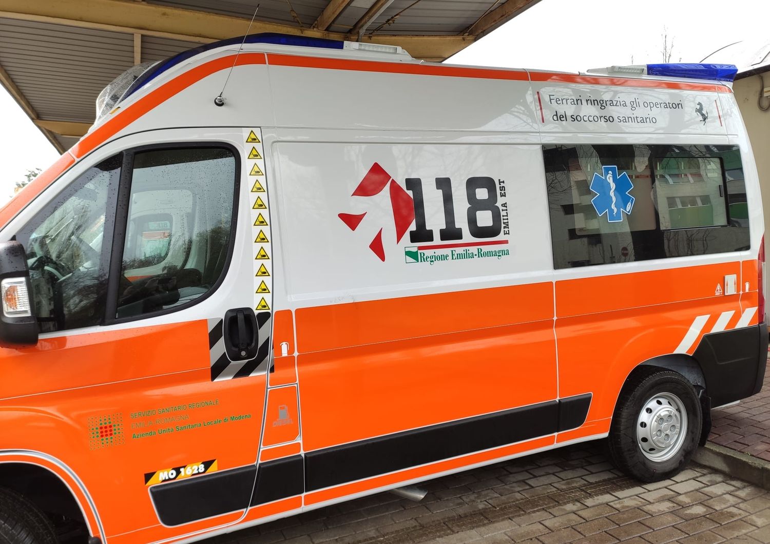 La Ferrari ha donato un'ambulanza al 118 di Modena