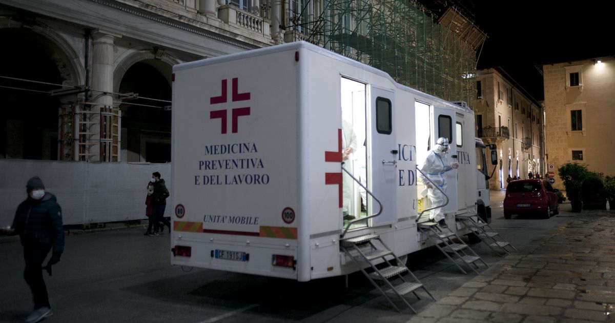 Allarme Gimbe, si ferma la discesa dei contagi. Inversione di trend in ...