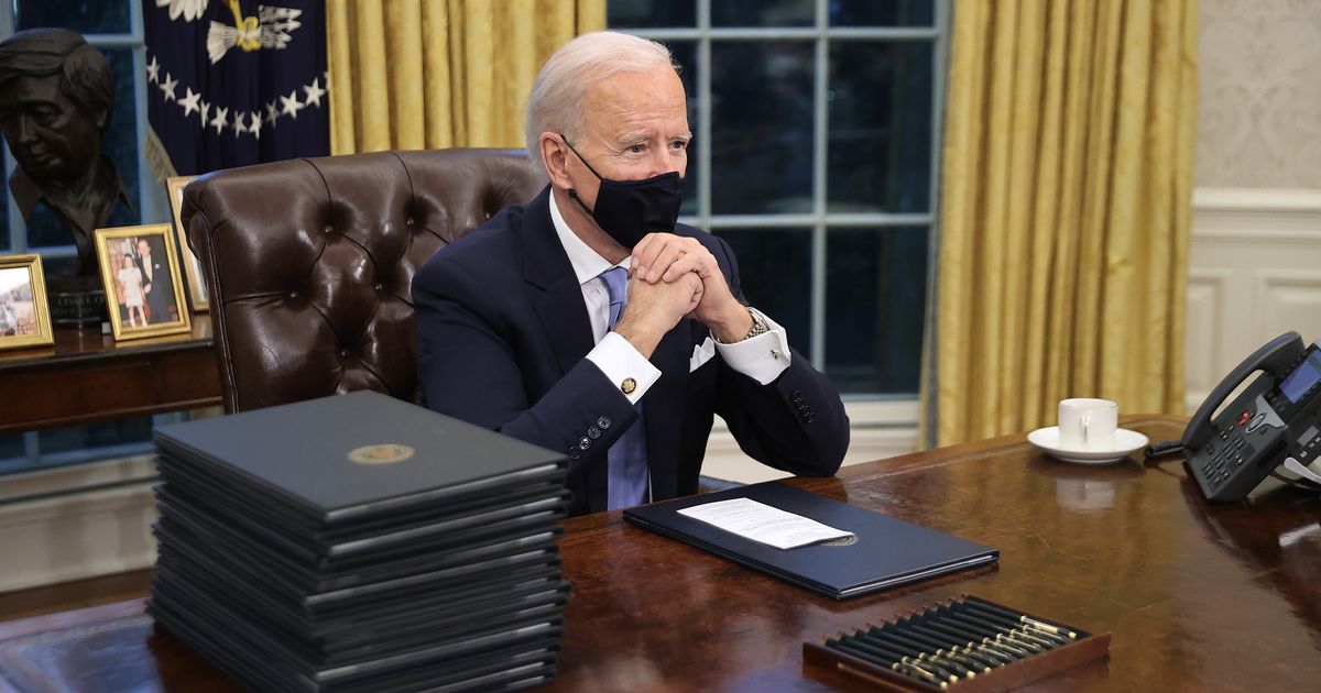 Biden ha scelto lo stesso resolute desk di Trump e Obama