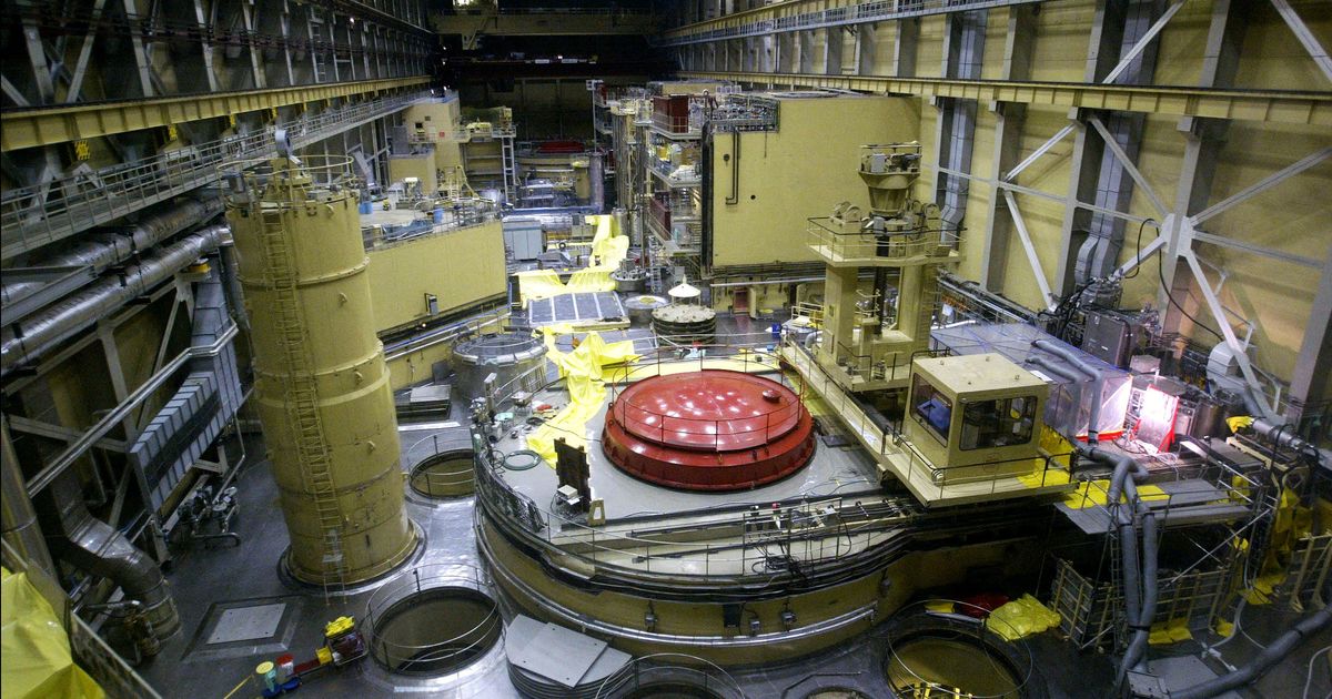 La Russia costruirà due reattori nucleari in Ungheria