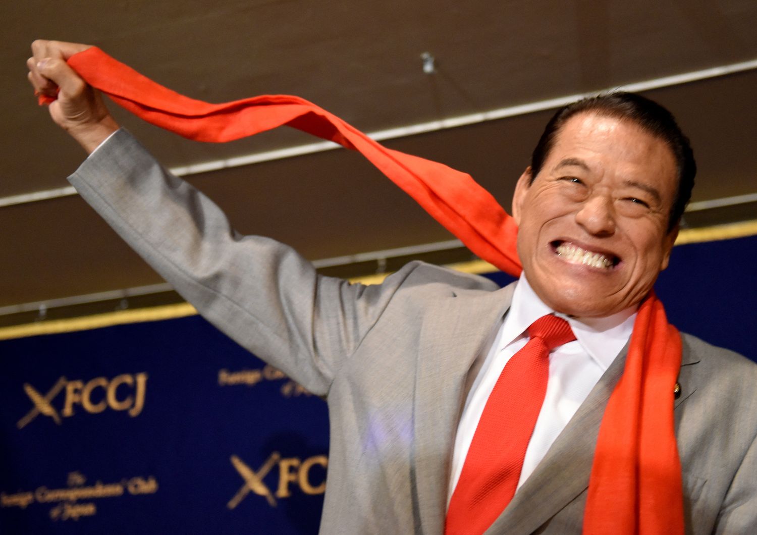 È morto Antonio Inoki, il wrestler che sconfisse l'Uomo Tigre