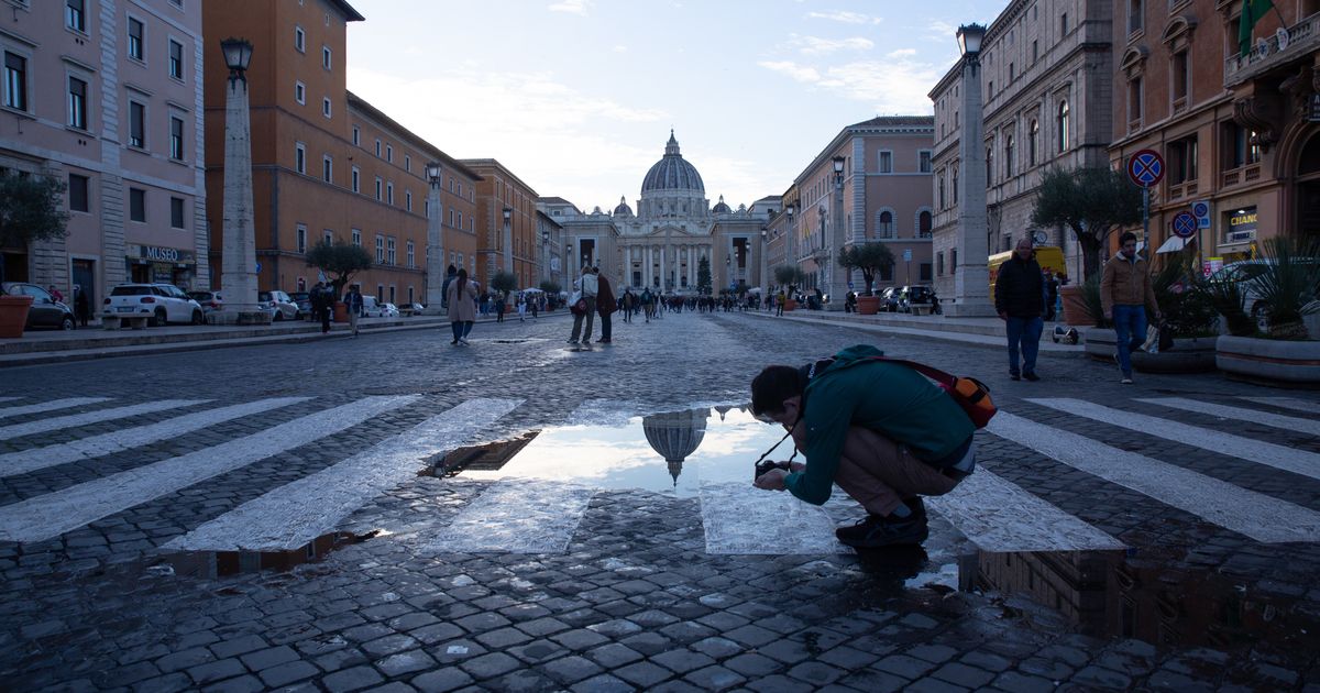 Maxi scippo a Roma vicino al Vaticano
