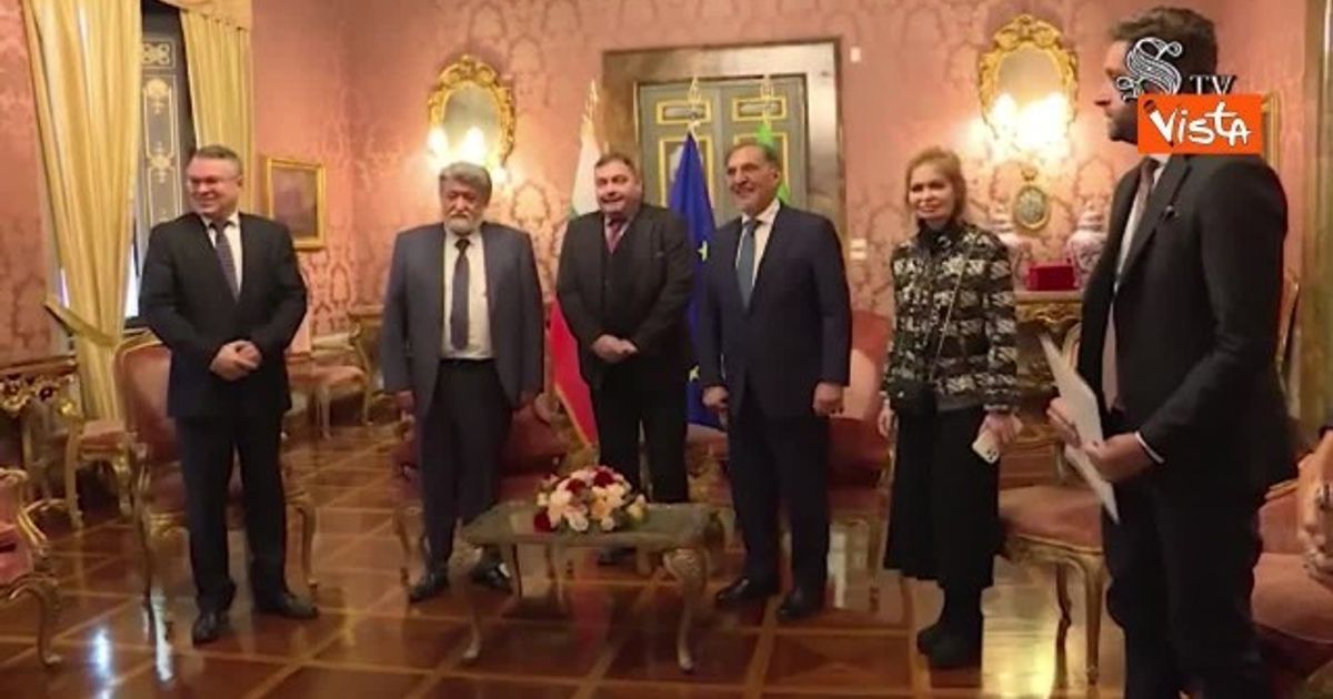 Il Presidente del Parlamento della Bulgaria Vezdi Rashidov incontra La ...