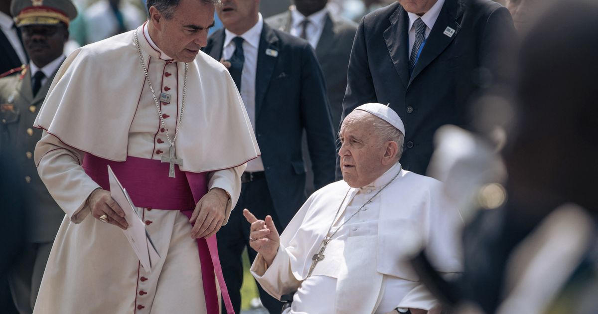 Papa Francesco: 'Basta sangue in Sud Sudan, scorra il fiume della pace'