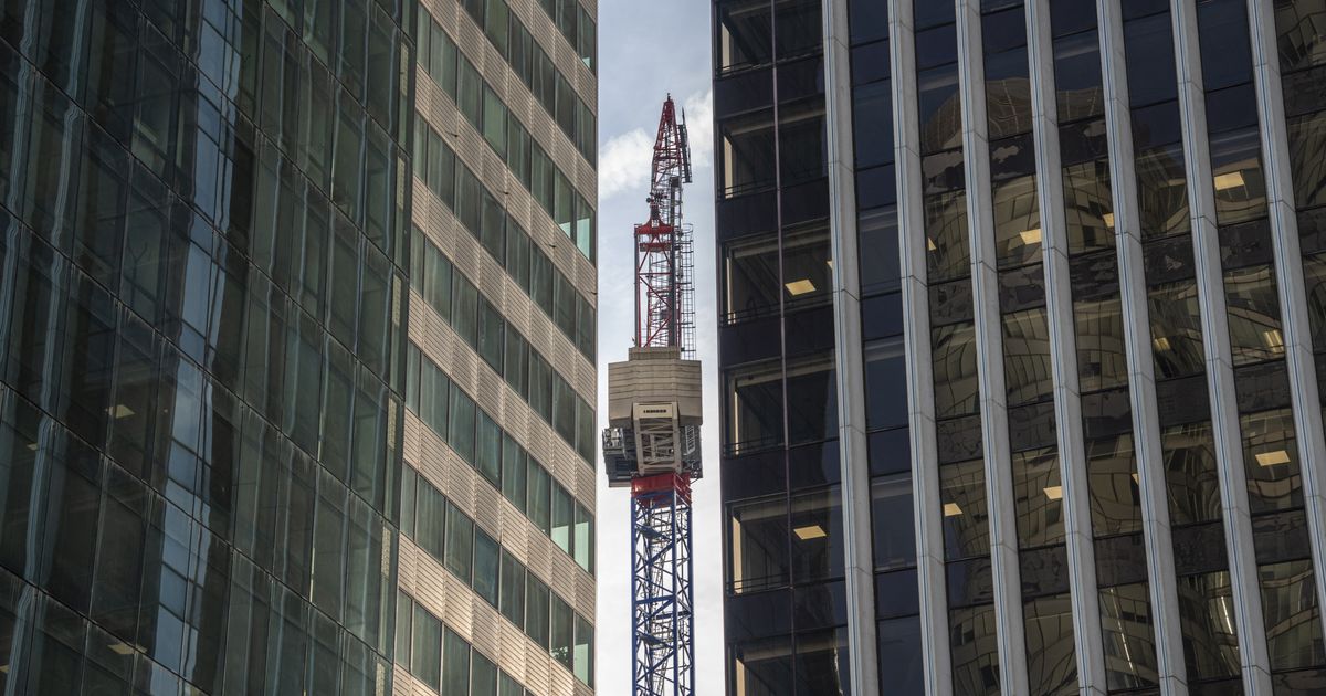 L'enorme 'truffa immobiliare' scoperta a Parigi