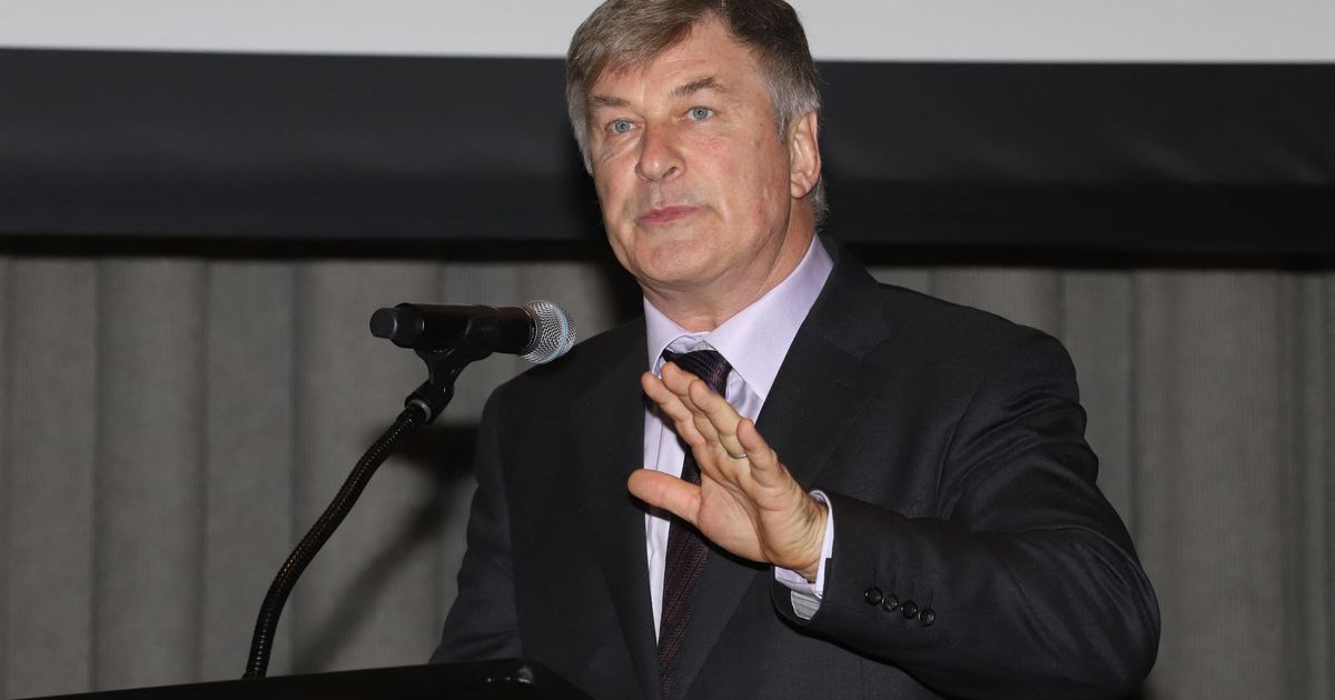 Sparatoria sul set di Rust, per Baldwin cade l'accusa di omicidio