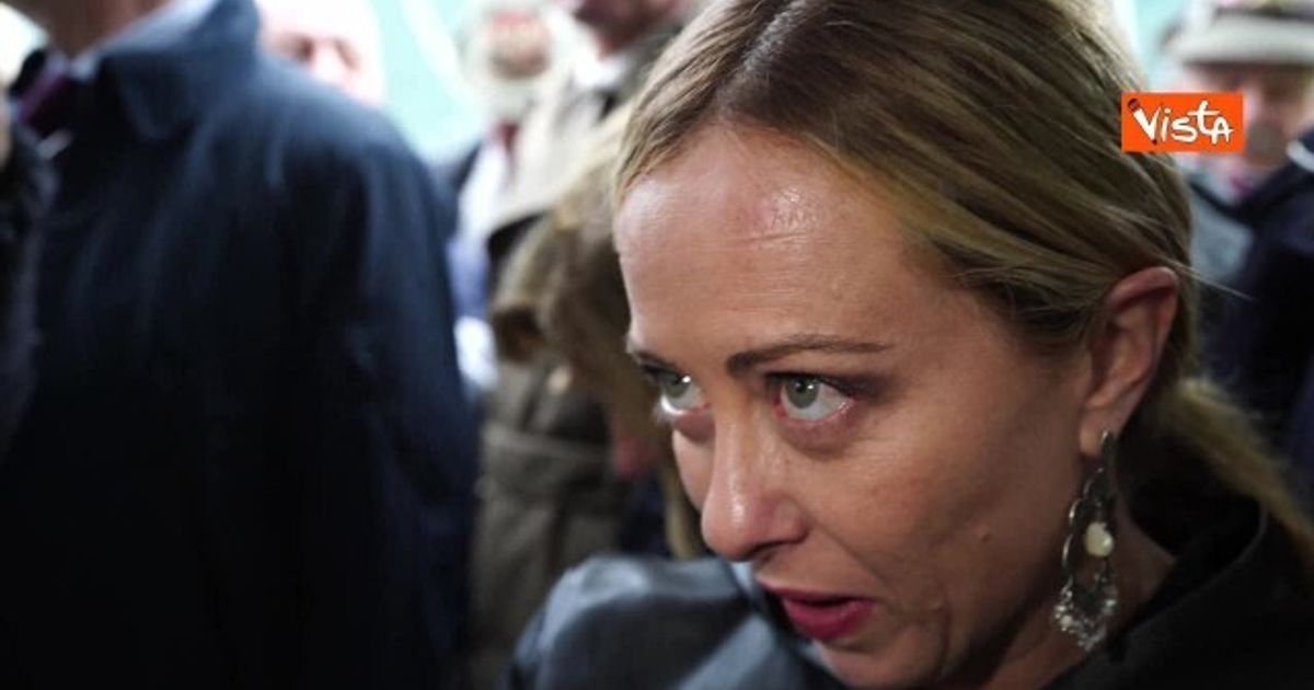 Meloni a Udine: Oggi festa della mamma, ma anche Patria è nostra madre