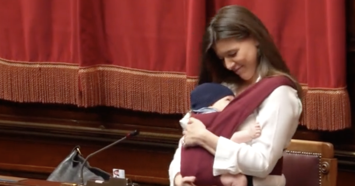 Federico, il primo bebé nell'Aula della Camera