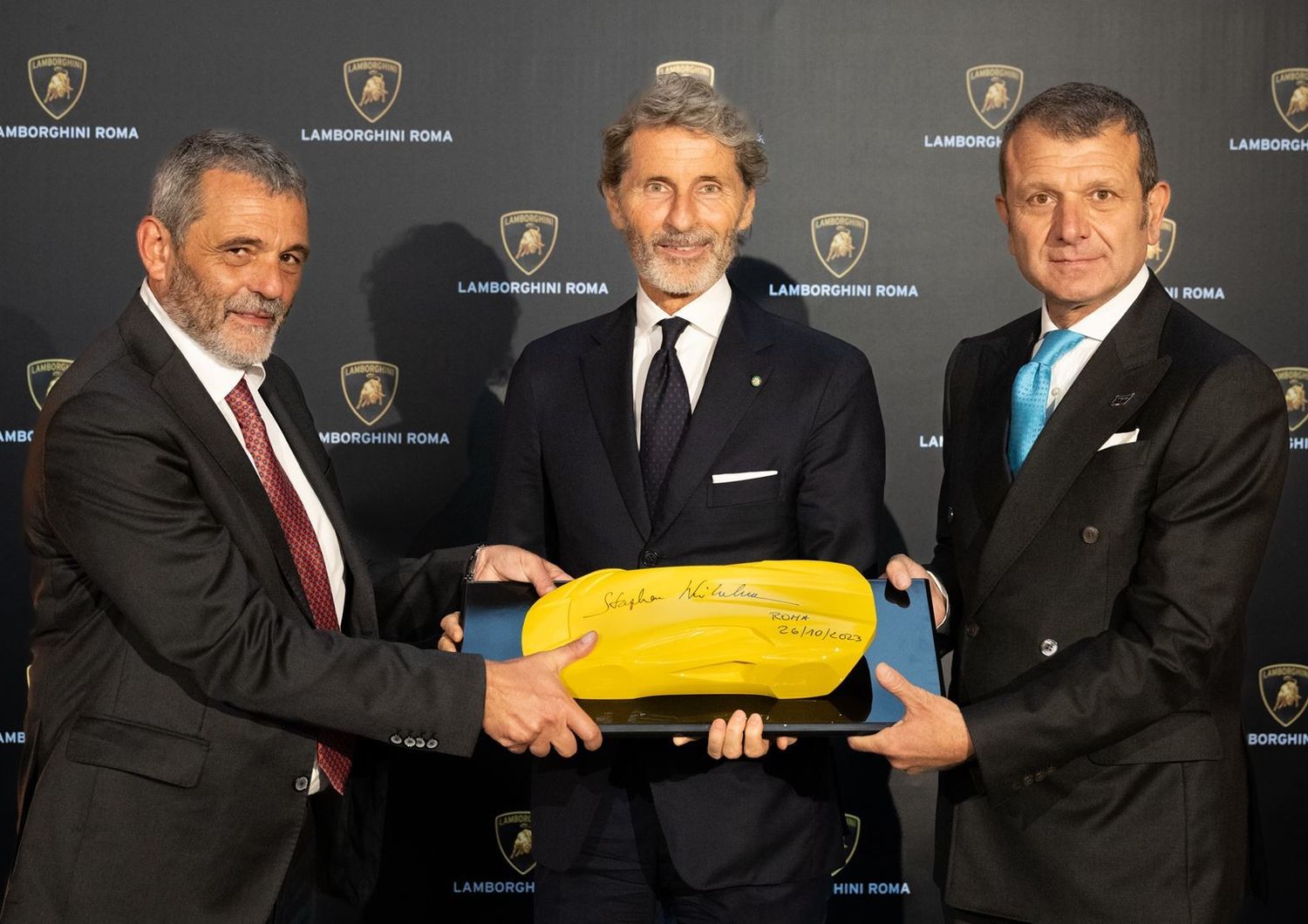 Apre una nuova sede Lamborghini a Roma, presente il board della casa ...