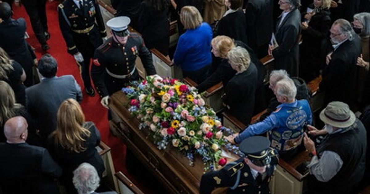 Le ultime foto di Jimmy Carter in pubblico: al funerale dell'amata ...