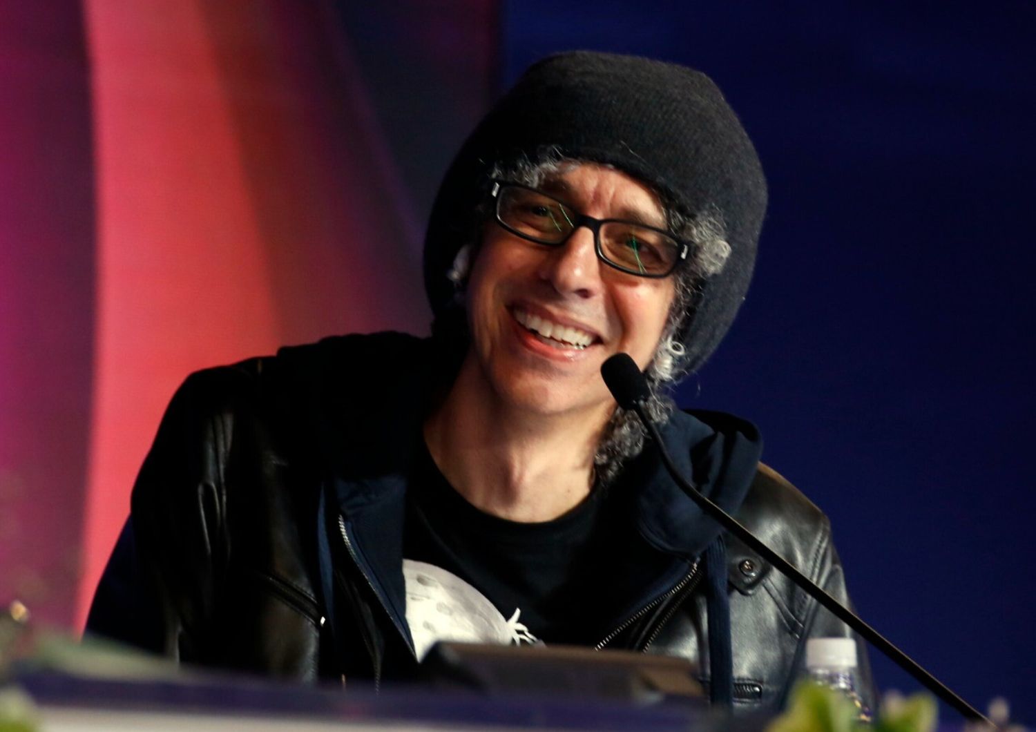 Allevi torna sul palco dopo la malattia: "è una battaglia che non si ...