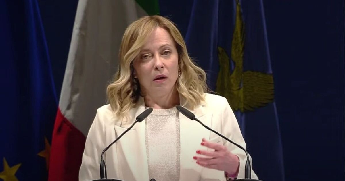 Firma dell'Accordo per lo sviluppo e la coesione tra il Governo e la ...