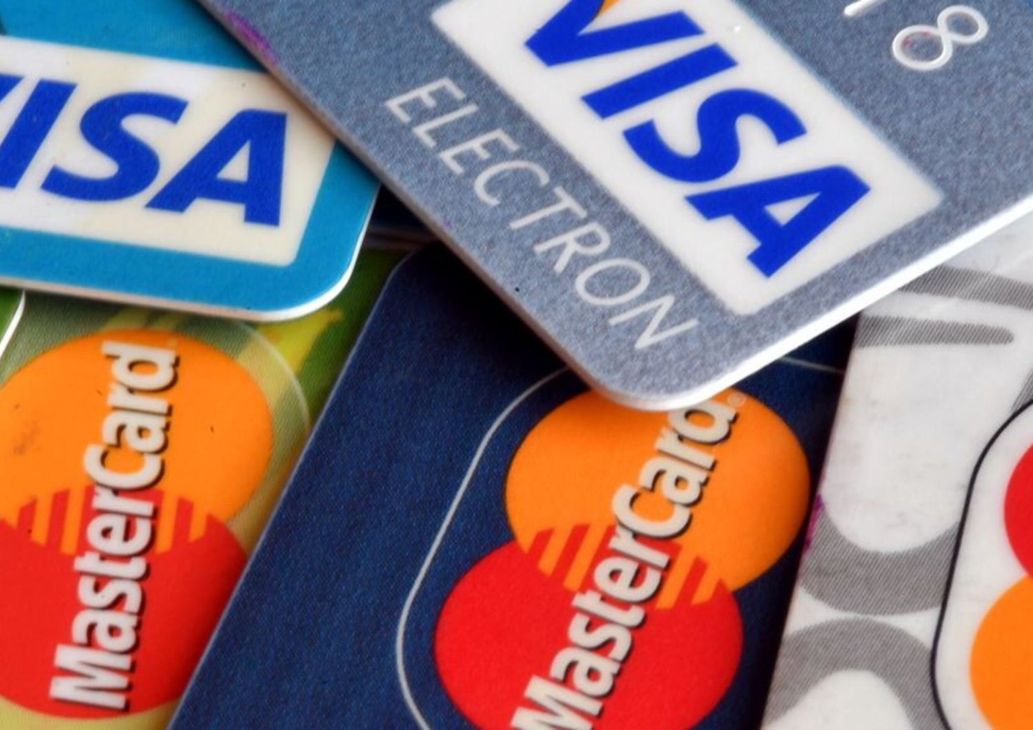 Unicredit: arriva la carta di credito per non vedenti