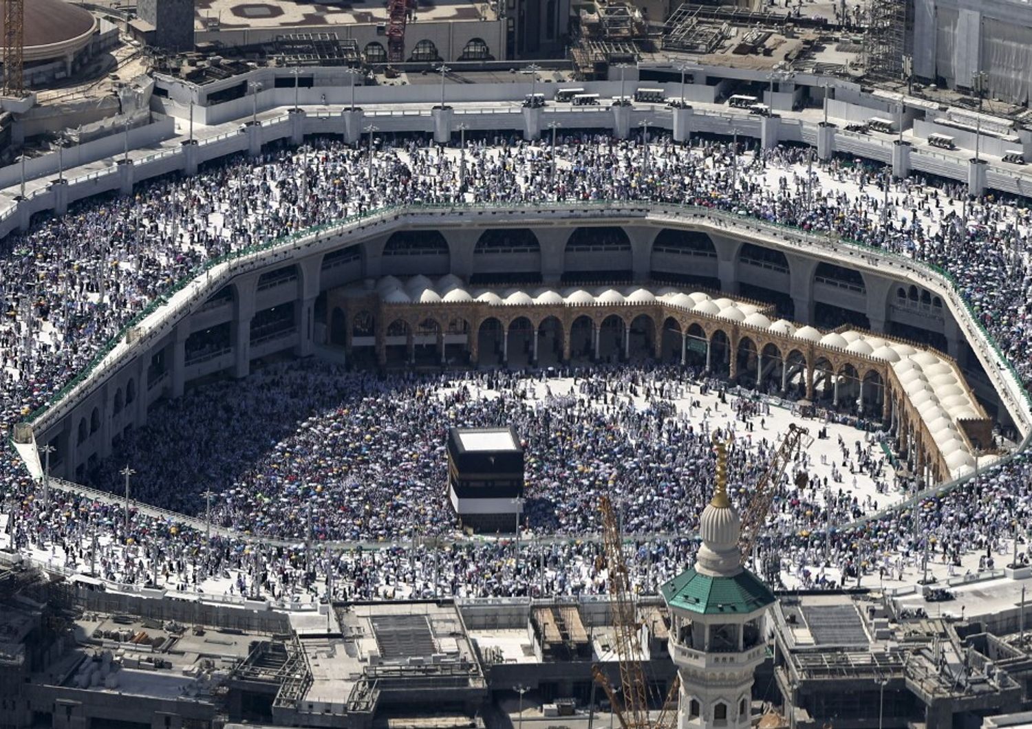 Più di 1,8 milioni di pellegrini si sono recati alla Mecca quest'anno