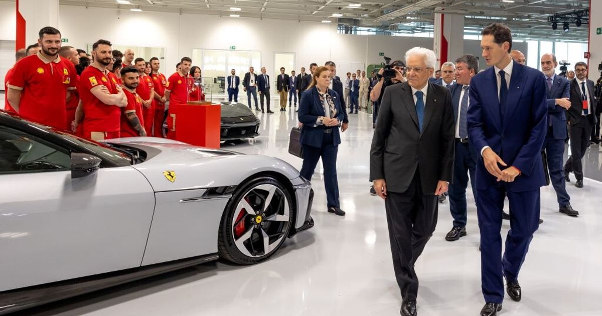 Mattarella inaugura il nuovo e-building Ferrari [VIDEO]