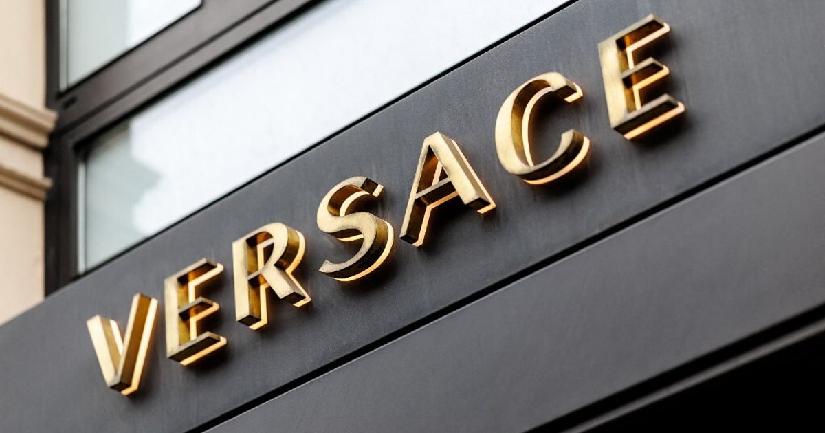 Prada compra Versace per 1,25 miliardi