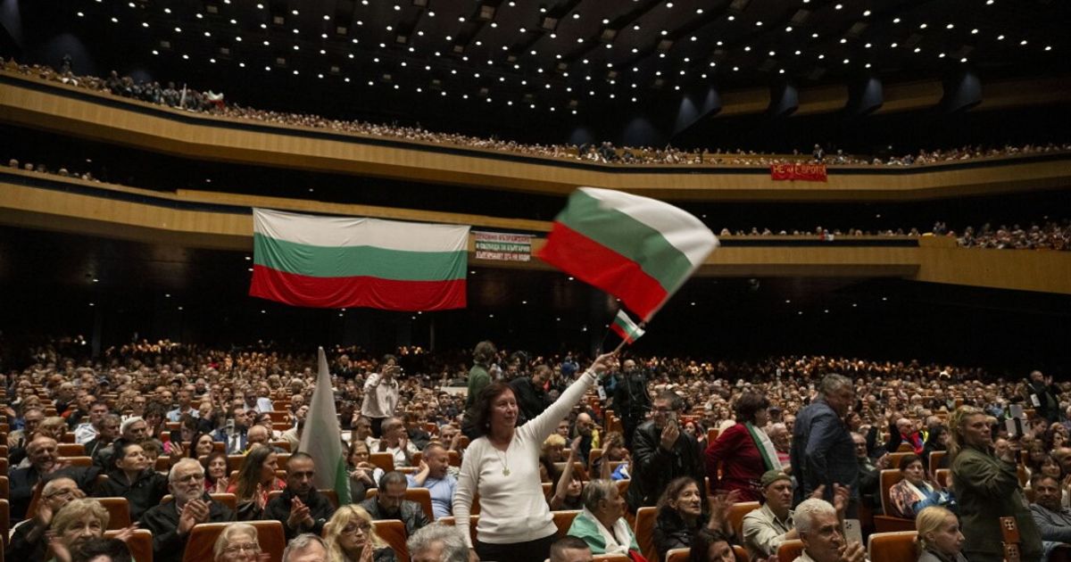 In Bulgaria migliaia scendono in piazza contro l'adozione dell'euro