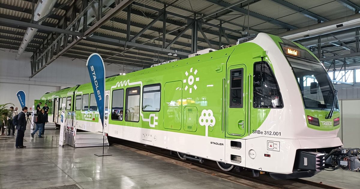 Ferrovie Appulo Lucane presenta il primo treno a batteria d'Italia