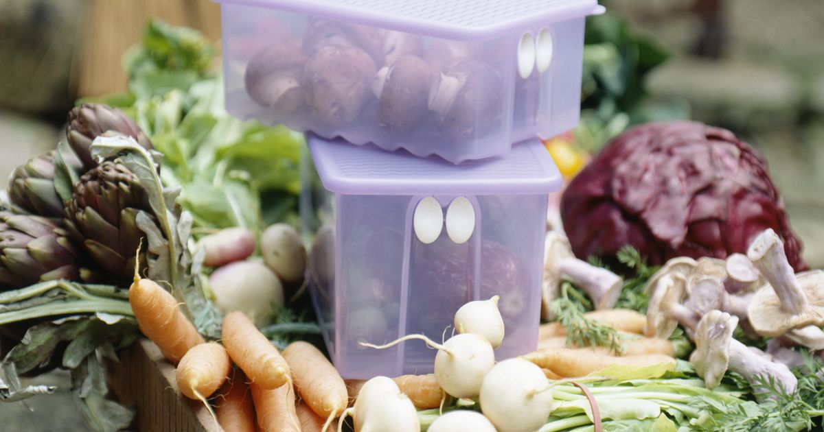 Cibo troppo caro, spopolano le ricette con gli avanzi