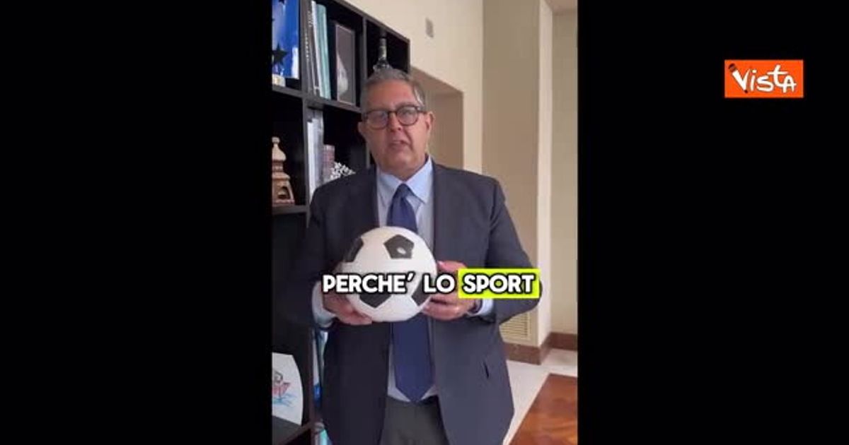 Toti presenta il bando "Dote sport" con un video postato sui social